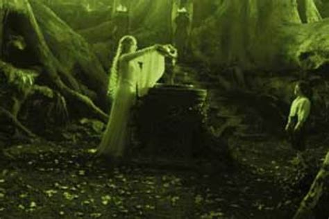 신화론으로 본 1