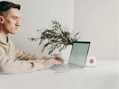 如何解决数据填报中的数据的格式不统一和数据的标准不一致问题 光点科技