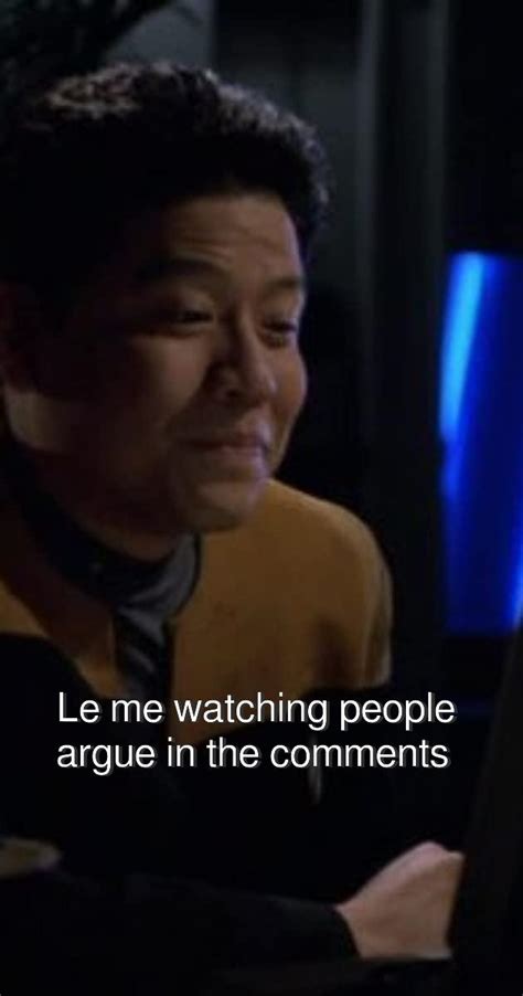 Le Me Watching Scrolller