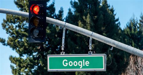 Google Antitrust Trial Will Explore Its Relationship With Apple Bloomberg