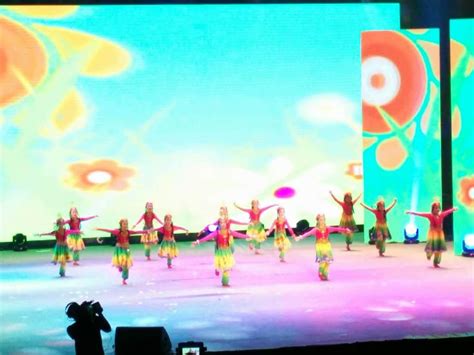 少儿舞蹈图片少儿舞蹈图片少儿舞蹈班培训大山谷图库