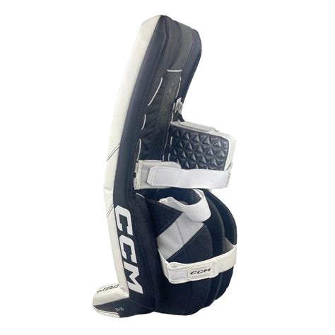 Goalies Plus Best Price Ccm Extreme Flex E6 9 Senior Goalie Leg