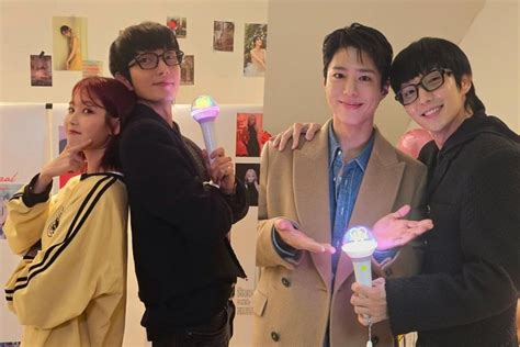 Lee Joon Gi Reunites With Iu Backstage At Her Concert Also Poses With