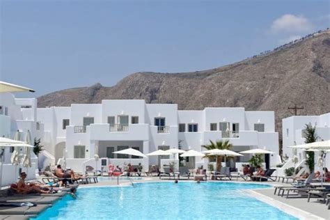 23 Best Beach Hotels In Santorini Kamari And Perissa • 2026
