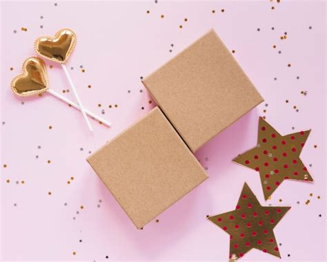 Page 11 Small Present Images Free Download On Freepik