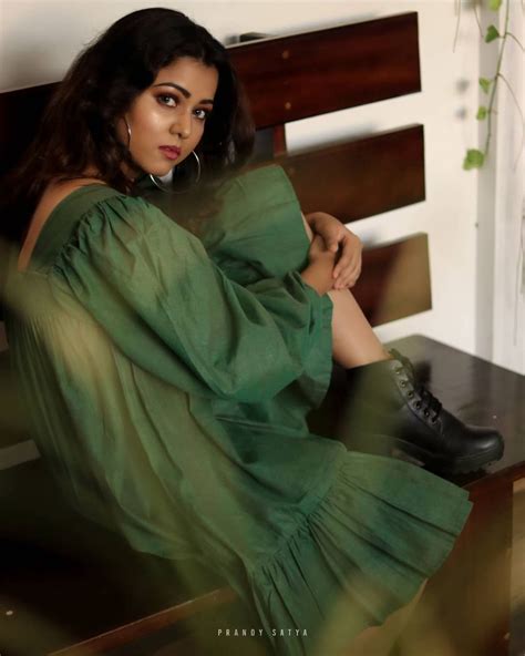 Sruthy Suresh R Malluhorny