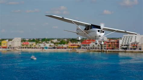 Private Flights From Cancun To Cozumel