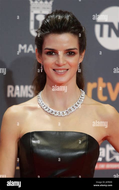 Clara Lago Wallpapers