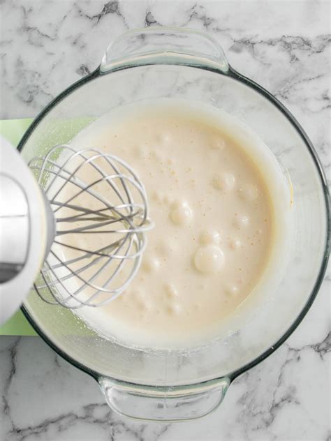 Fluffy Raspberry Filled Lamingtons Recipe The Scranline