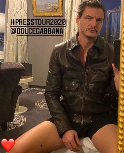 Pin By Yeseania Gonzalez On Pedro Pascal Pedro Pascal Pedro Guys