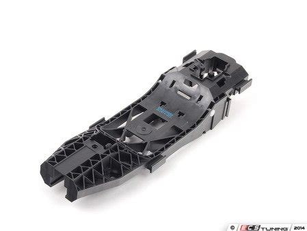 Genuine Volkswagen Audi - 5N0839885H - Front Door Handle Backing Plate ...