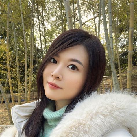 M8喝酒老實說 最近中國發生慘烈的「男莖大屠殺」慘案 裡面的對話我真的笑到噴淚 到底要多醉才會做這些事 Facebook