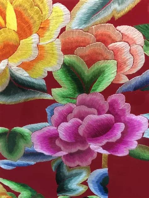 『传统文化 · 刺绣』京绣：针尖上的中国宫廷艺术——一针一线，尽显皇家气派