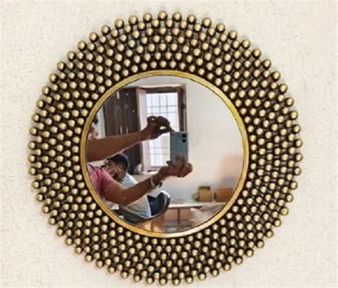 Round Shape Designer Wall Mirror At Best Price In Jodhpur Opperste