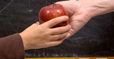 Anything But Apples Readers Share End Of Year Teachers T Ideas