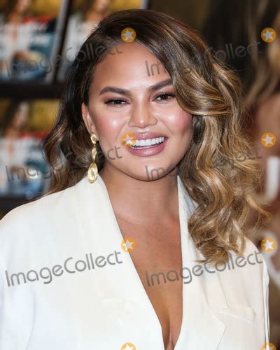 Photos And Pictures Los Angeles Ca Usa September 26 Model