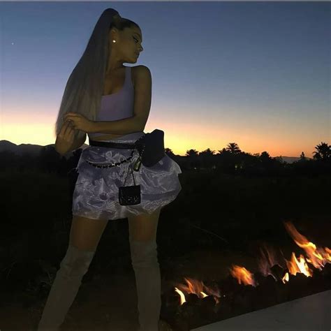 Ariana ♡🥀 On Instagram 🖤🥀” Ariana Grande 2018 Ariana Grande