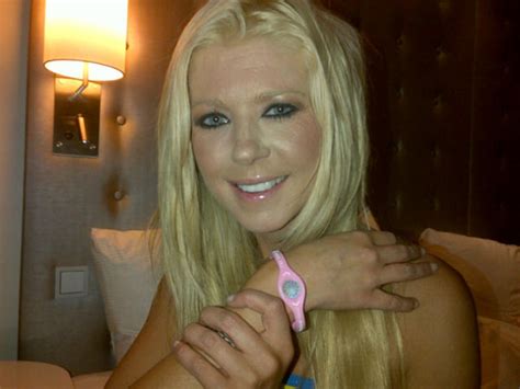 Tara Reid S Hot Upskirt Party Of The Day DrunkenStepFather Com