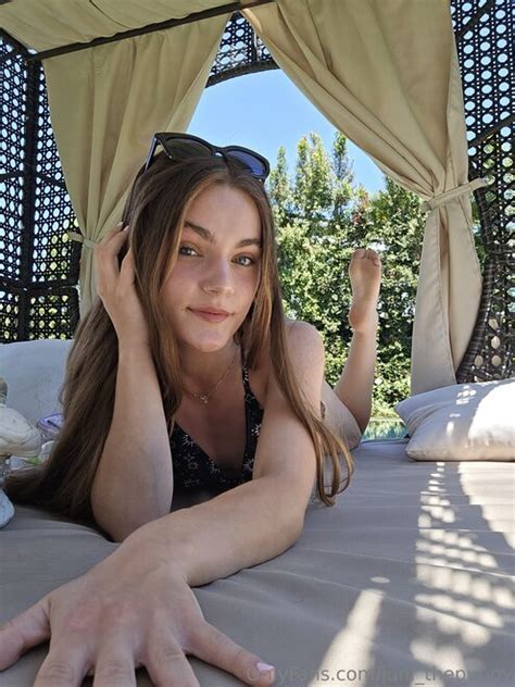 Juniper Ren Of Pictures 690 Porn Pic Eporner