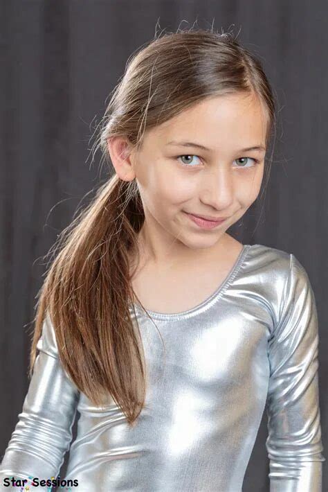 Secret Star Sessions Julia Maisie