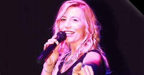 “tu Sei Luce” Ultimo Brano Della Cosentina Lorena Cutrì Cosenza 20