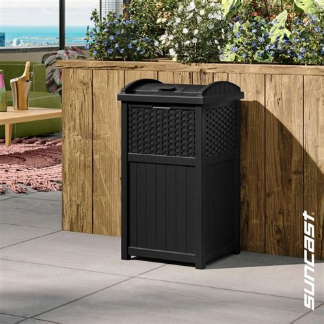 Suncast 30 Gal Black Outdoor Trash Can With Lid Ghw1732bk The Home Depot