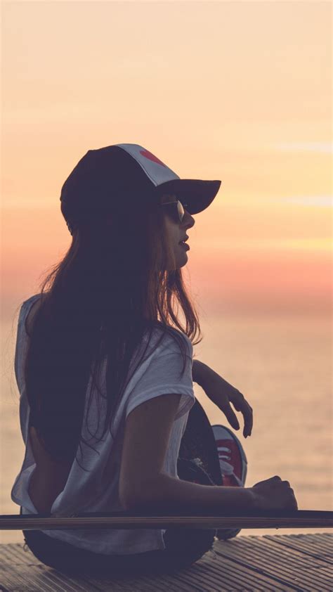 Aesthetic Skater Girl Wallpapers Wallpaper Cave