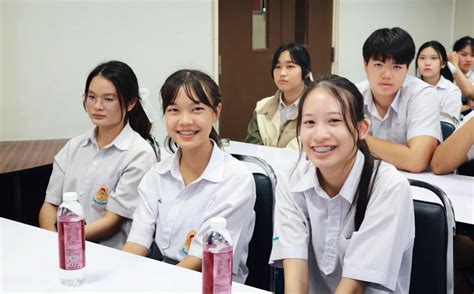 Site Visit Eng Cmu วิศวฯ มช เปิดบ้านต้อนรับโรงเรียนวัฒโนทัยพายัพ จ เชียงใหม่ คณะ