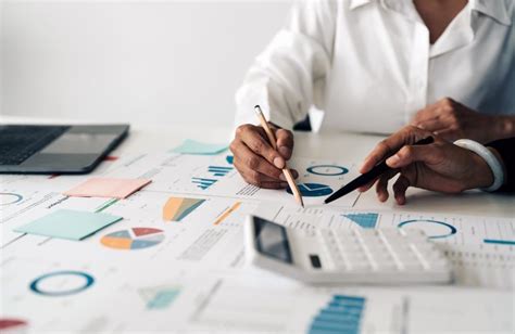 Understanding Budget Analysis Austral Accounting Lynette Pretorius