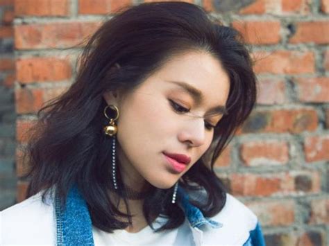 Mỹ Nhân Nổi Tiếng Trung Quốc Làm Gì Sau Tai Tiếng Rò Rỉ Clip Sex