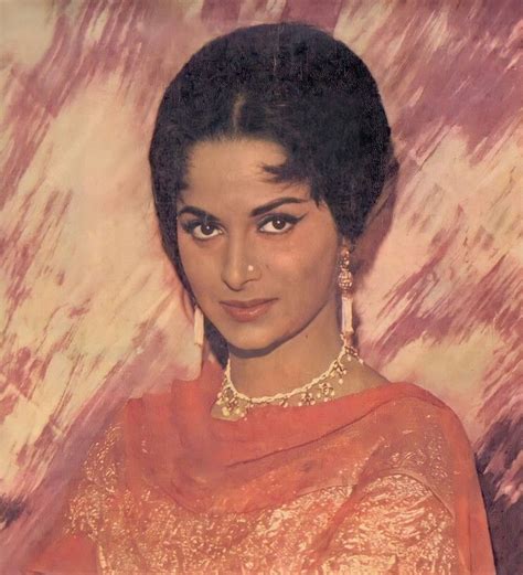Waheeda Rehman Rekha Actress Beautiful Bollywood Actress Bollywood