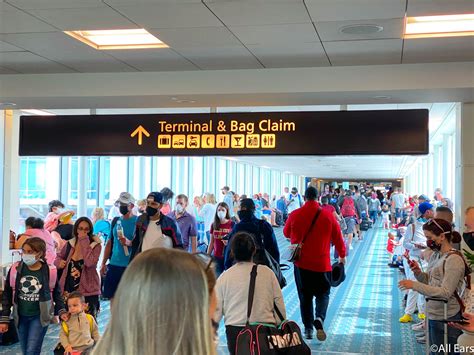 News Over 2 400 Flights Canceled In The U S Today With More Expected