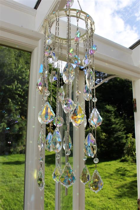 18 Crystal Suncatchers Rainbow Makers For Your Home Artofit