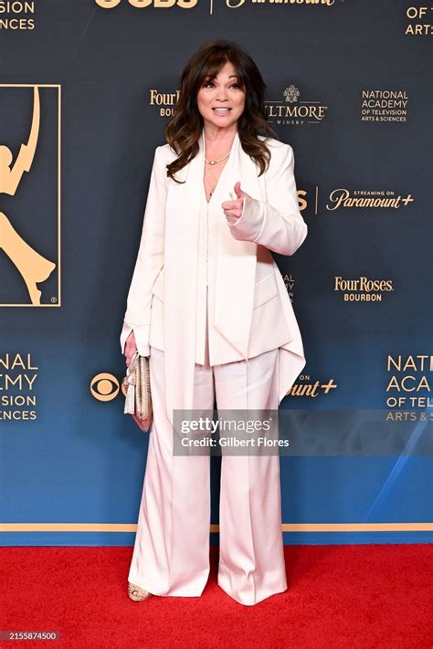 Valerie Bertinelli Feet Valerie Bertinelli Reveals She Met Her New