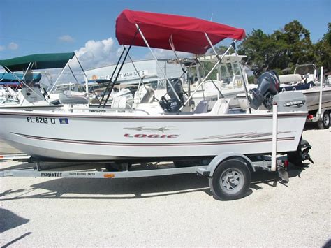 1st Image For 2001 17 Logic Marine Triumph 17 Side Console