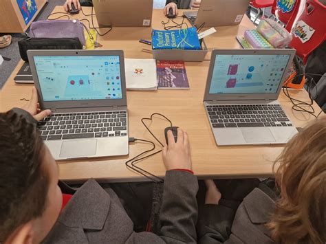 Tinkercad On Twitter Rt Ctk Thornaby Class 11s Computing Session This Morning Is Using The