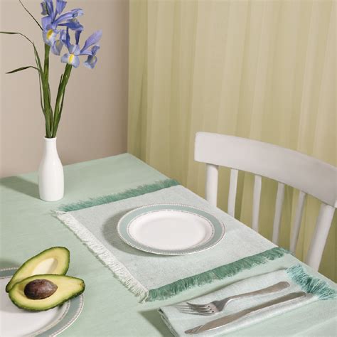 ჩვენს თეფშზე დატანილი დიზაინი Bluetabla • ბლუტაბლა