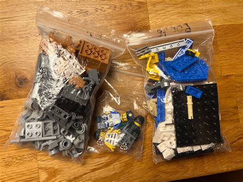 Lego 60048 City Kryjówka złodziei komplet Police Katowice Dąb OLX pl