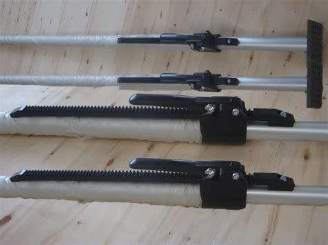 Load Bars Heavy Duty Ratcheting Cargo Bar For Pickup Beds Customized