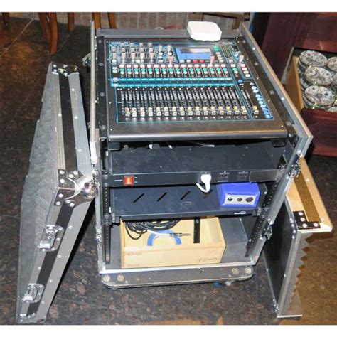 qu 16 multi track recording system w cords in hard case oahu auctions