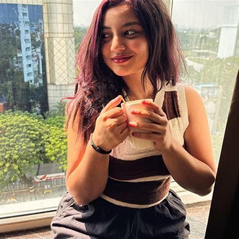 Pranjal Chavan 🤍 🍂🍂 Instagram