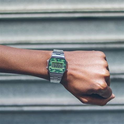 【g表弟】卡西欧新款复古迷彩电子表 虎窝淘