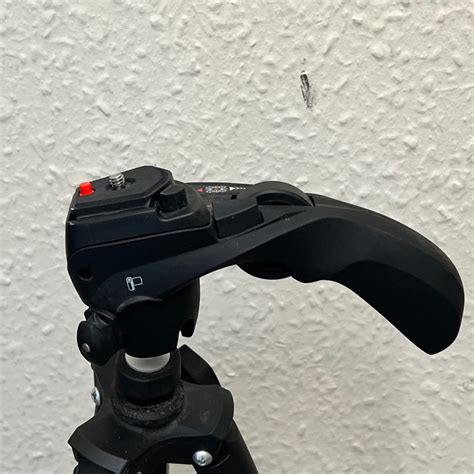 Used Manfrotto Mkc3 H01 Compact Tripod Own4less