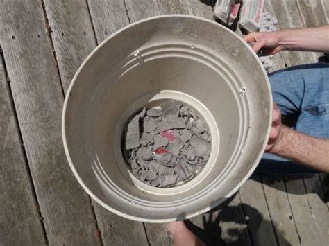 Build Your Own 5 Gallon Vermicomposting System