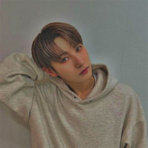 Renjun Icon Raincoat Fashion Hoodies