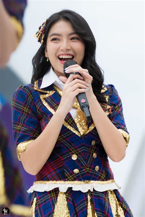 Gracia Jkt Gadis Gadis Cantik Wanita Gadis Cantik