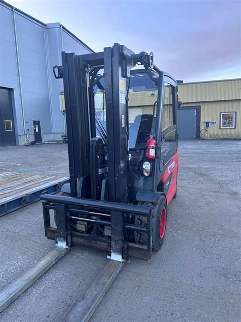 Linde E50 Skyab Liftar Och Ställningar För Uthyrning