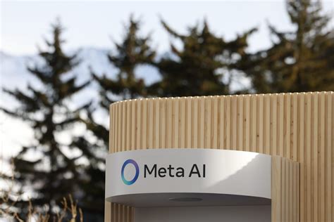 Apple Loses Its Top Ai Models Executive To Metas Hiring Spree Fortune