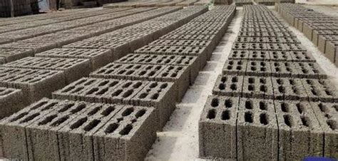 Precast Plaster Bricks At ₹ 8000cubic Meter Construction And