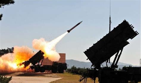 Русия е нанесла удари с балистични ракети и дронове срещу украинския град Харков